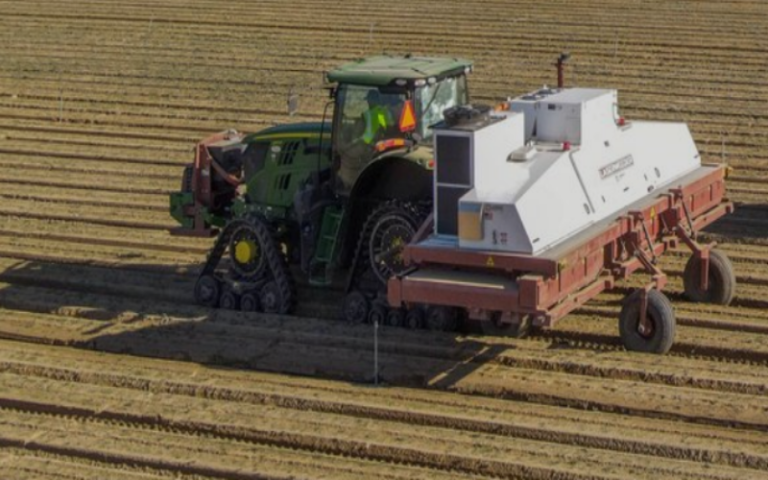 See the Laser Weeding Robot That Kills 200,000 Weeds Per Hour ...
